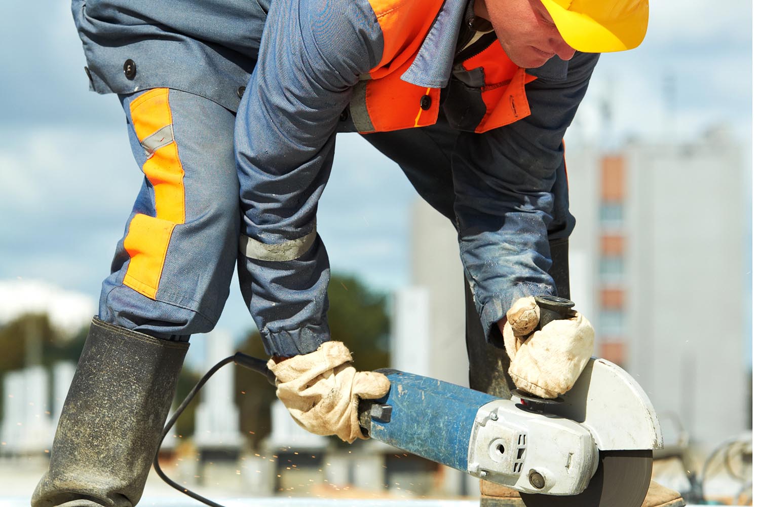 Work Trousers For Men - Compare The Best Ones Today